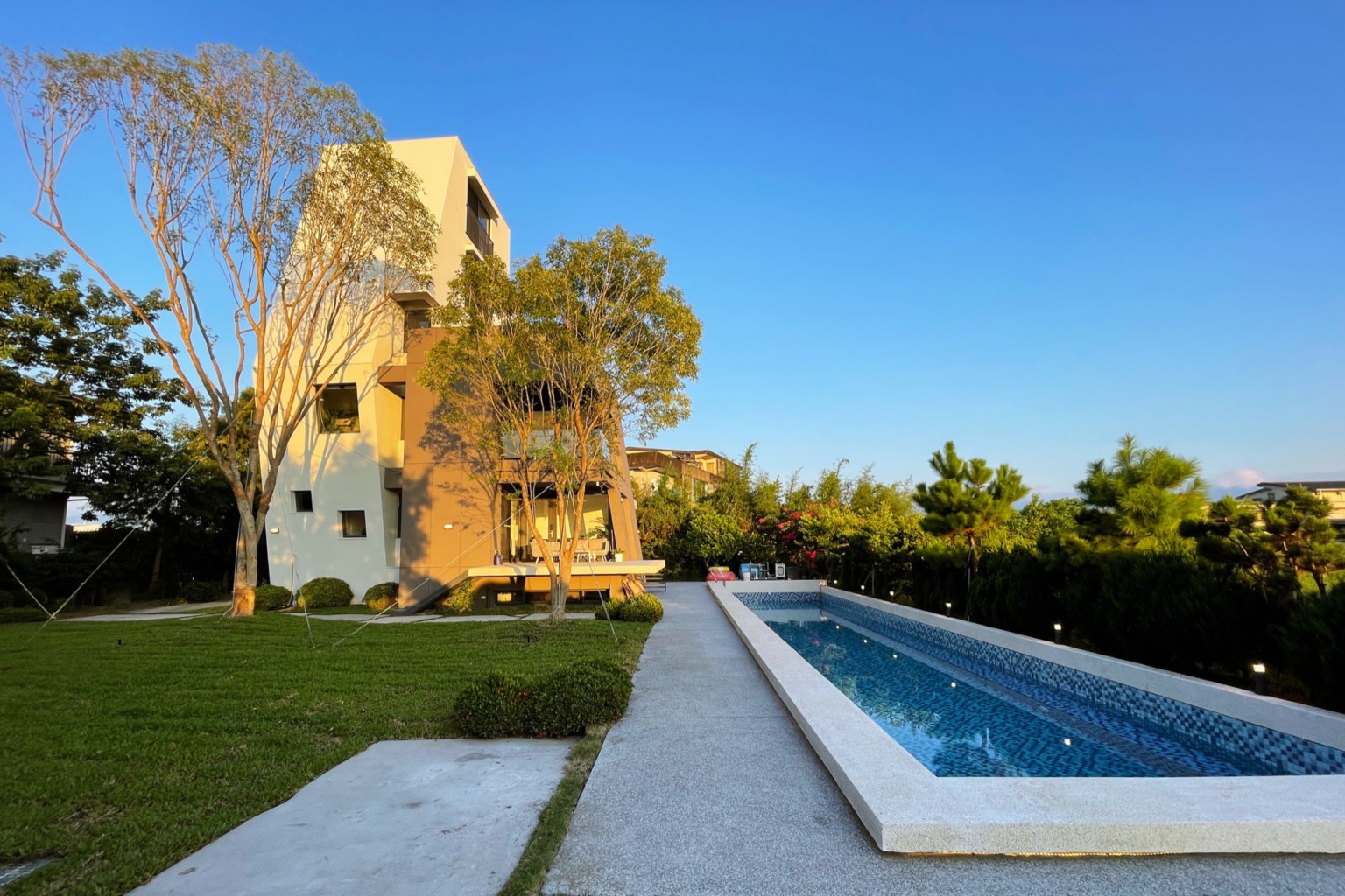 HA House生活別墅 – 德築集團